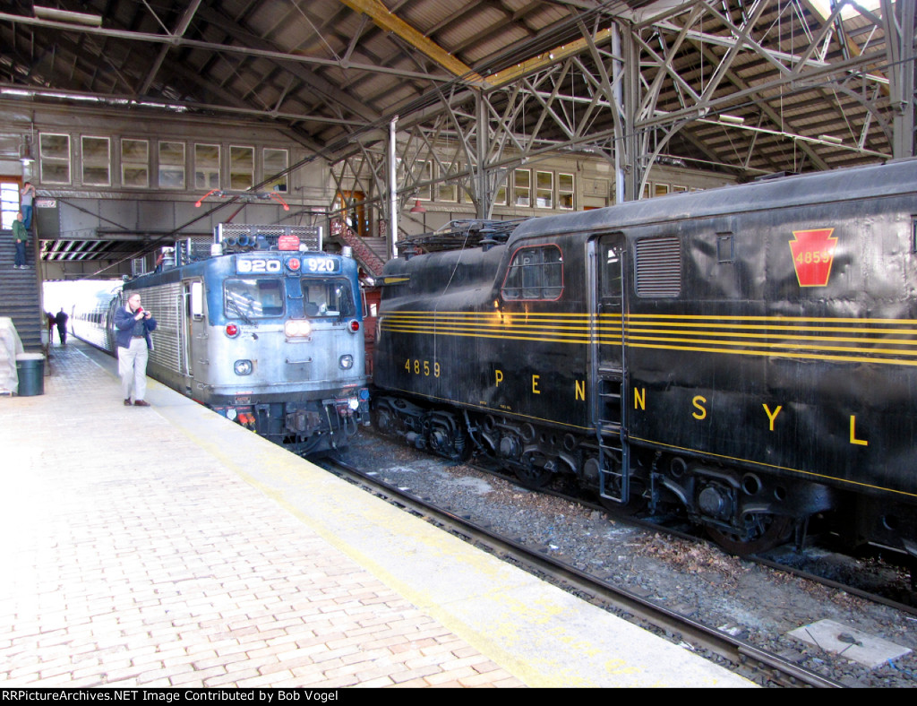 AMTK 920 and PRR 4859